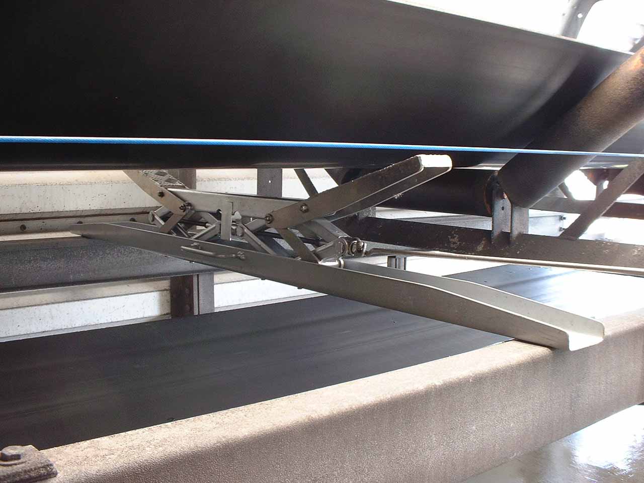 Conveyor Belt Lifters | L&B Engineering | Australia-wide